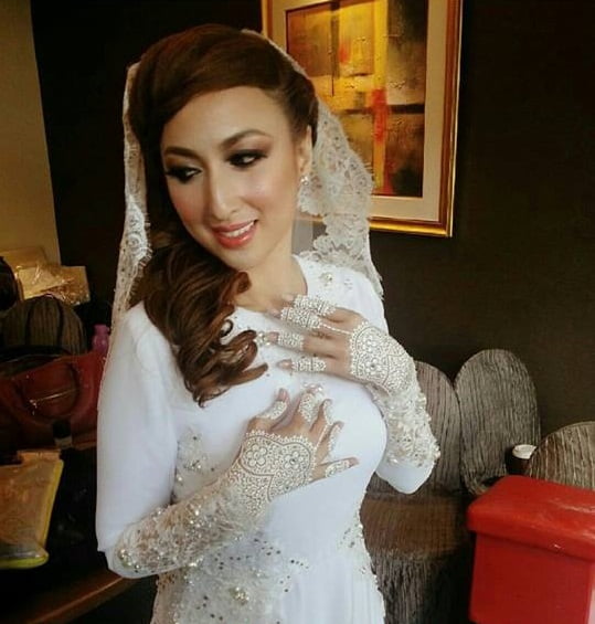 (Tahniah) Maria Farida Tamatkan Zaman Solo Dengan Datuk Rahman | Umum ...